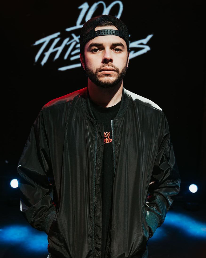 About 100 Thieves